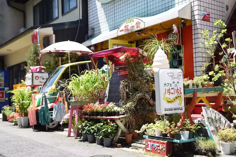 cafe ichigoichie - ecbo cloak. Easy luggage storage with your ...